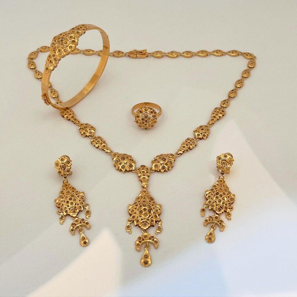 Parures Modernes – Bijouterie Bennouna